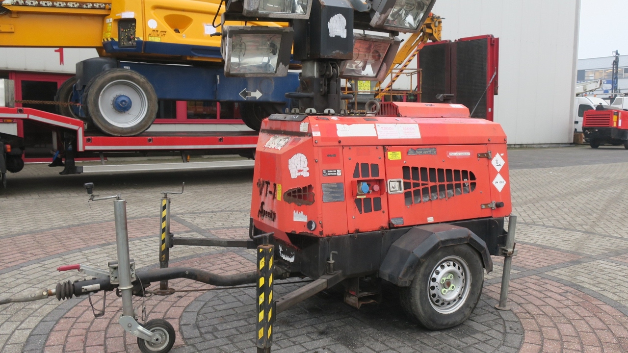 775855 SUPERLIGHT VT1 MOBILE LIGHTNING TOWER LIGHT 900CM W/10KVA ...