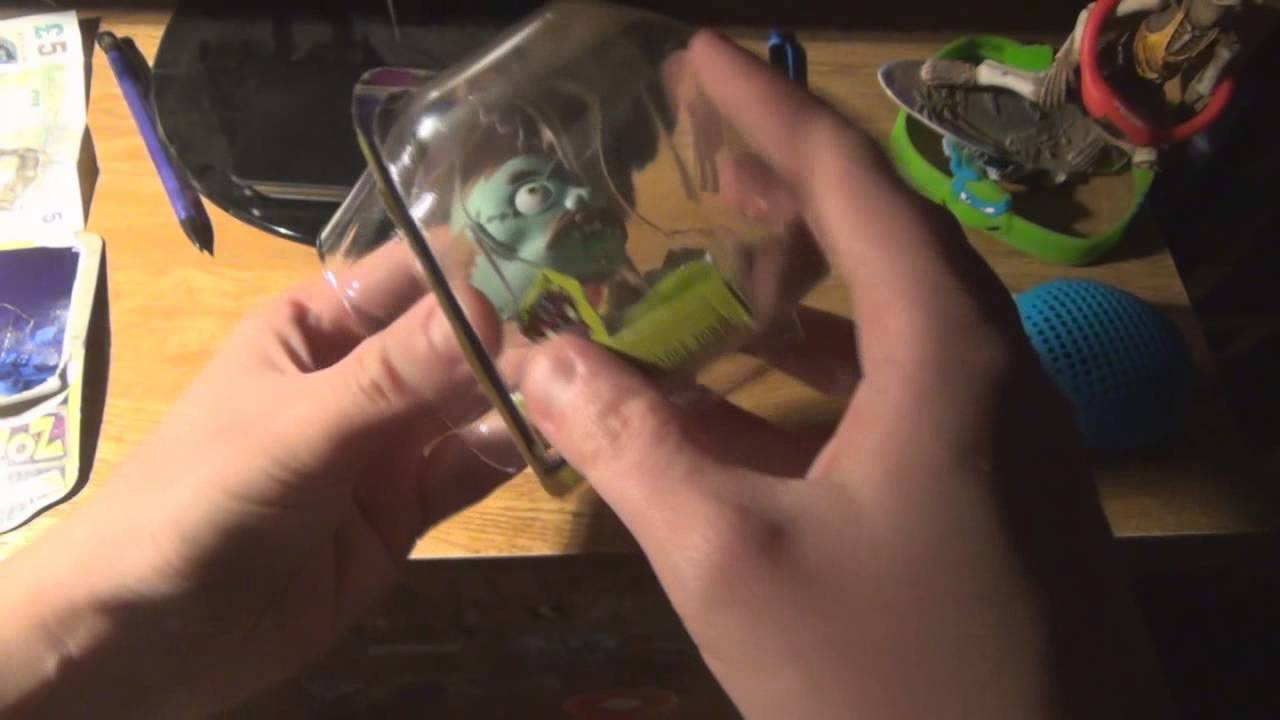 Zombie Zity Swap and Wobble Zombies - YouTube