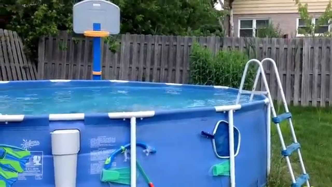 Dives out dead man float - YouTube