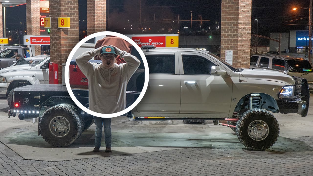 WORLDS CLEANEST BUBBA TRUCK (TRUCK MEET) - YouTube