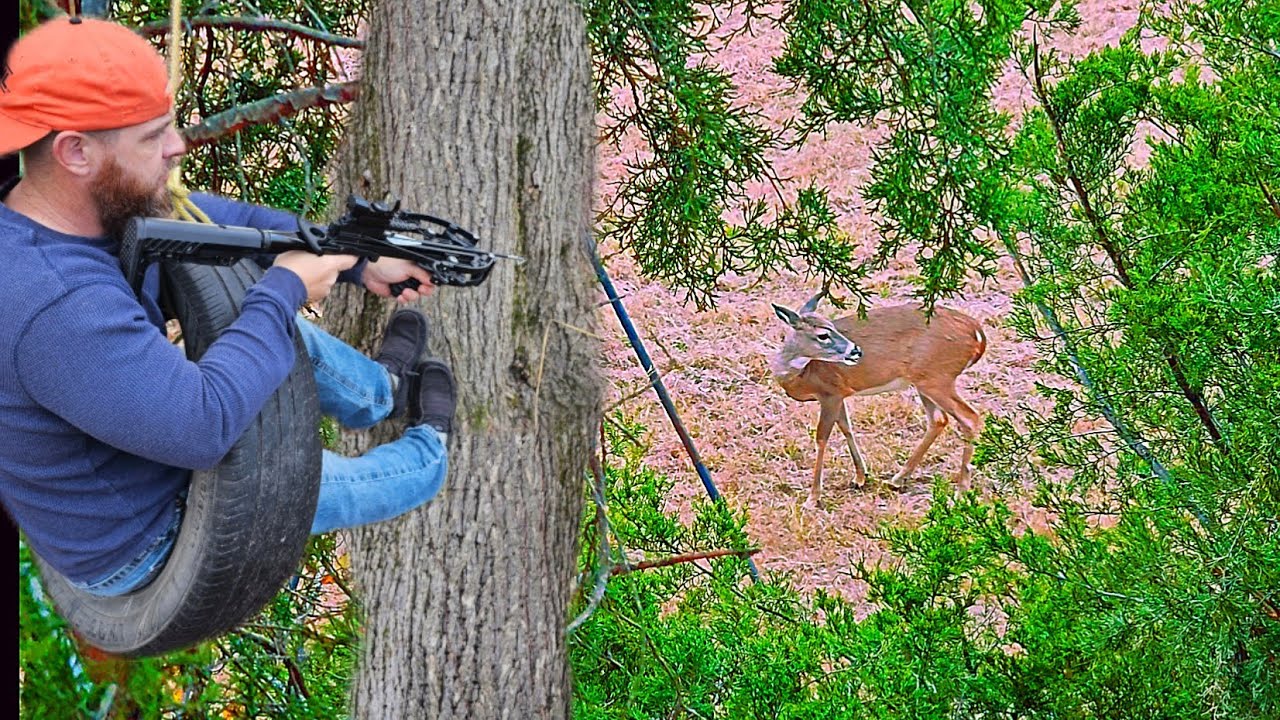 Deer Hunting out of a Redneck Tree Saddle - YouTube