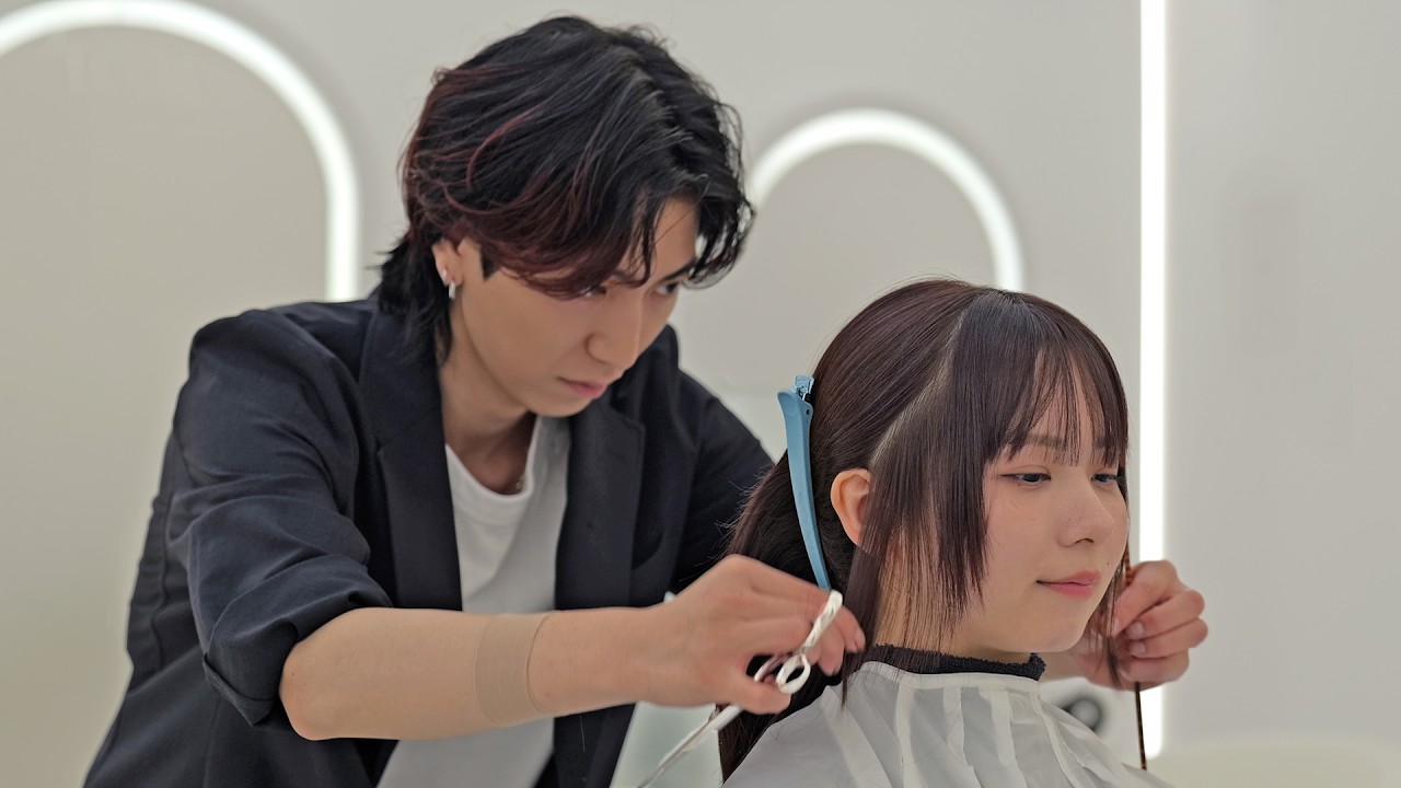 (ASMR) Beautiful Japanese Lady Gets Professional Haircut from Top ...
