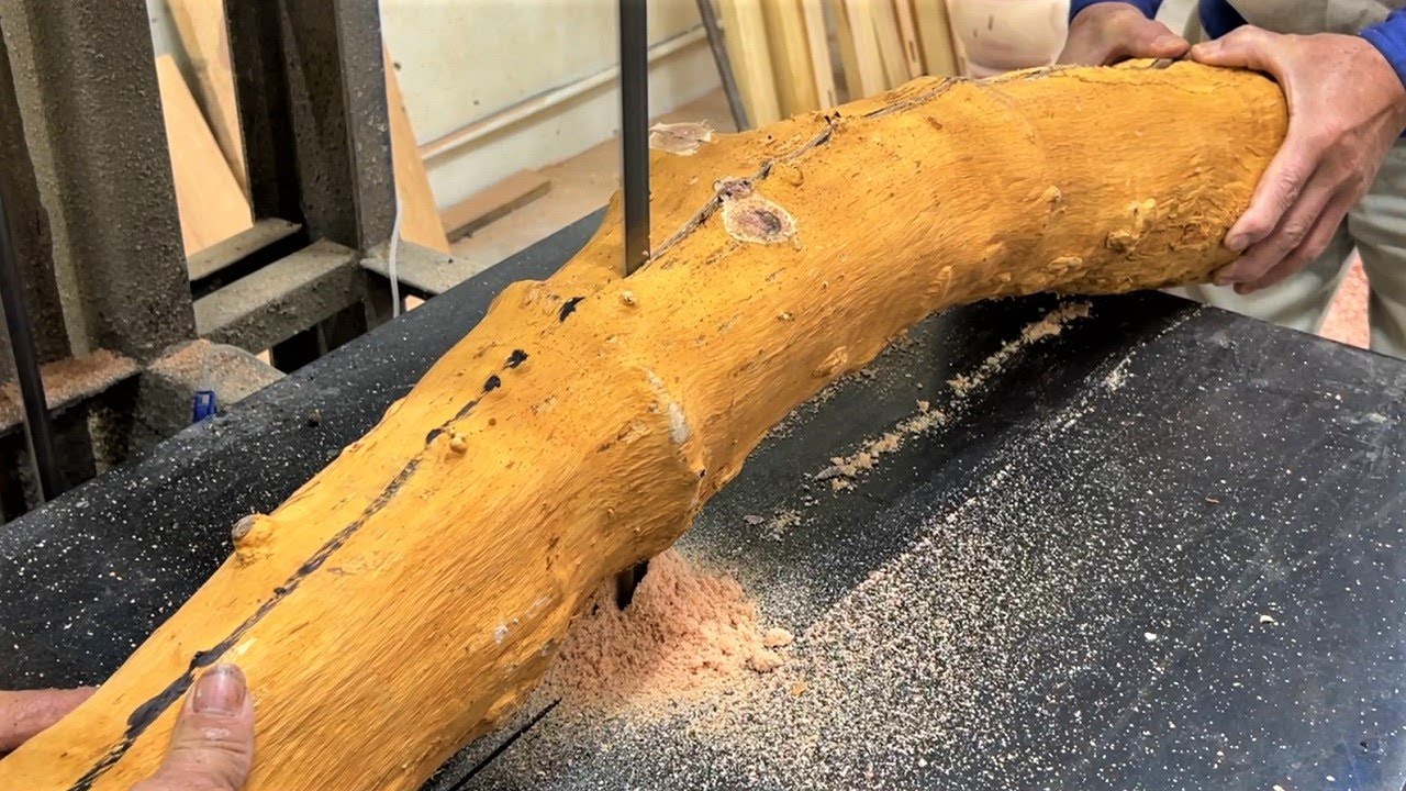 Rustic Woodworking // Make a Relaxing Chair from Rotten Wood Trees in ...