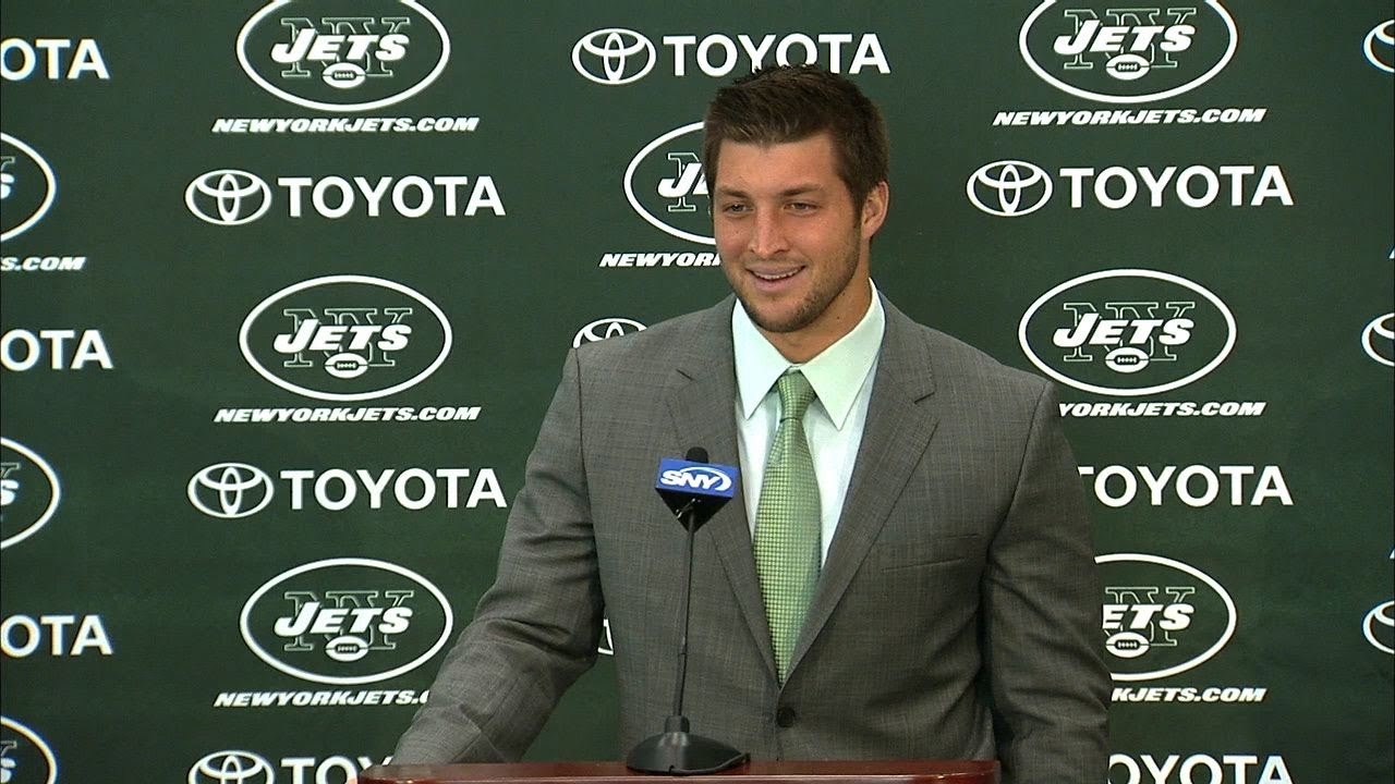Tim Tebow Has First Press Conference as a Jet - YouTube