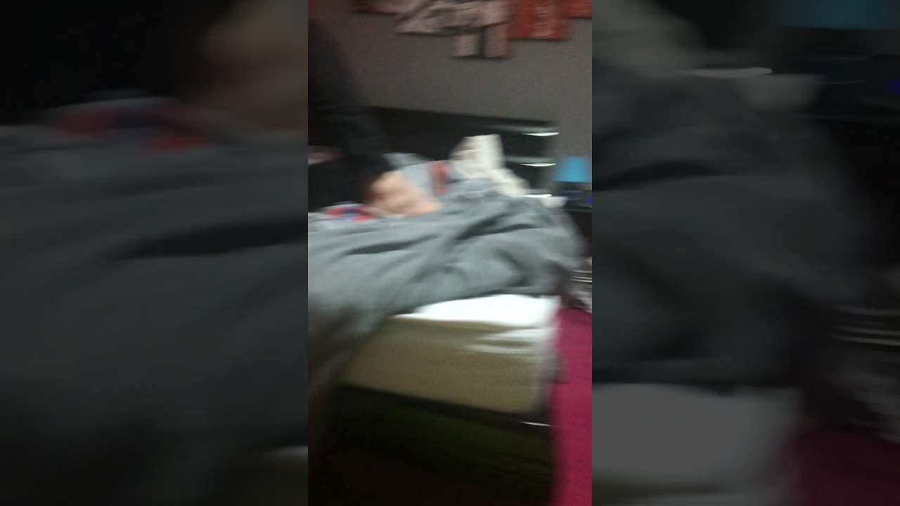 Petite bite - YouTube