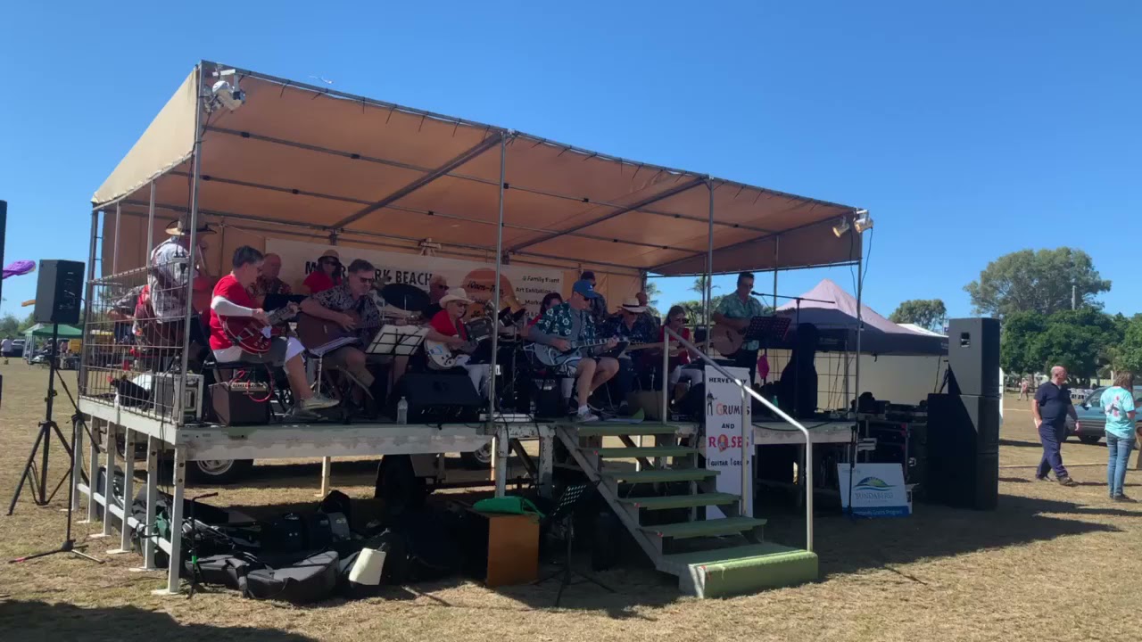 A Performance from the Moore Park Beach Arts Festival - YouTube