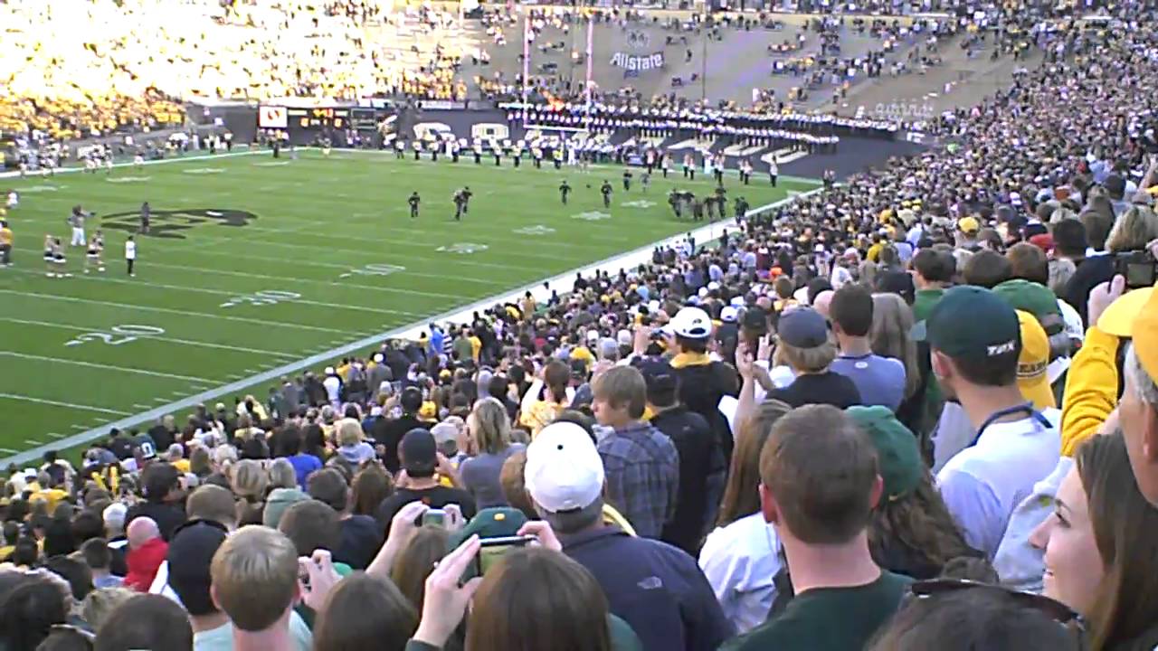 Baylor vs Colorado 2010 Ralphie Runs! - YouTube