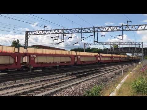 66752 - class 66 - Stafford - YouTube