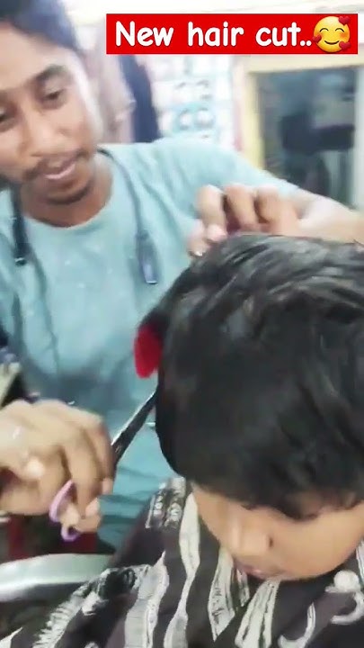 kitna ache se hair cut krwa rha hai🤣 #hiphop #rap #viralvideo #funny #youtubeshorts #cutebaby # ...