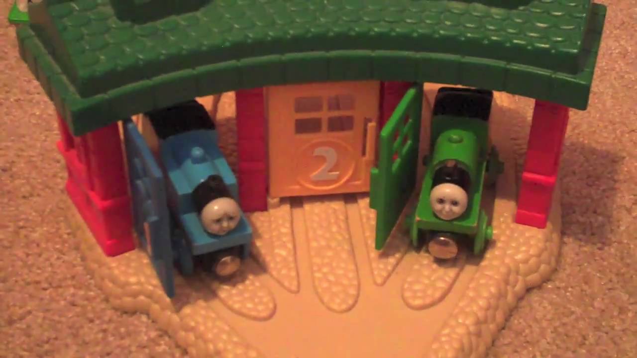TWR a Scarf For Percy - YouTube