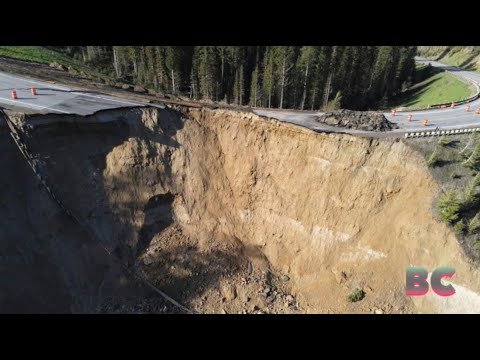 Large chunk of Wyoming Teton Pass road collapses - YouTube