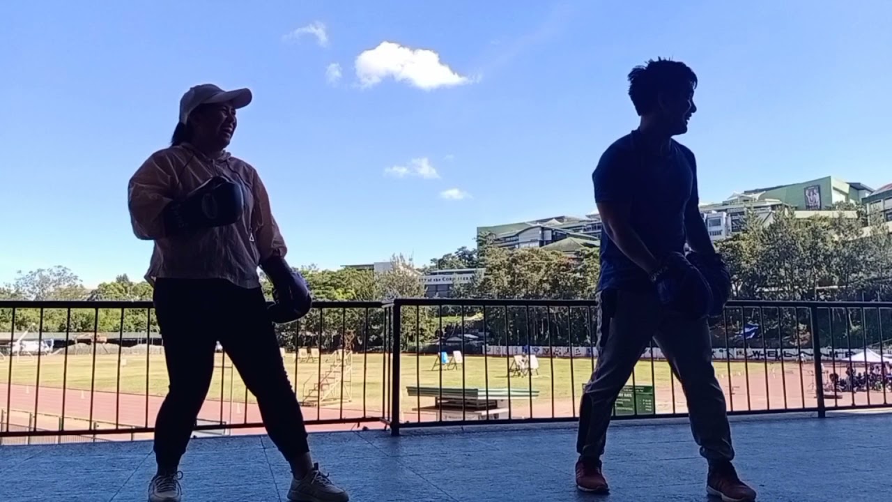 FAVI: Quick Boxing Session with a Kiddo! - YouTube