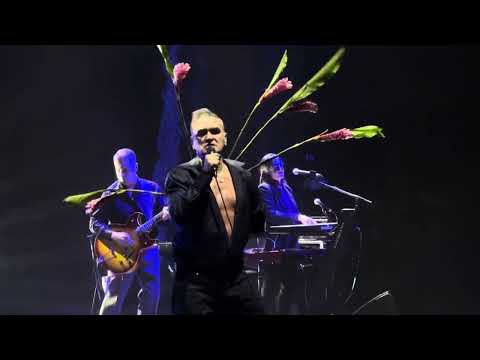 Morrissey - There Is A Light That Never Goes Out, Ontario CA 10/18/2025 live