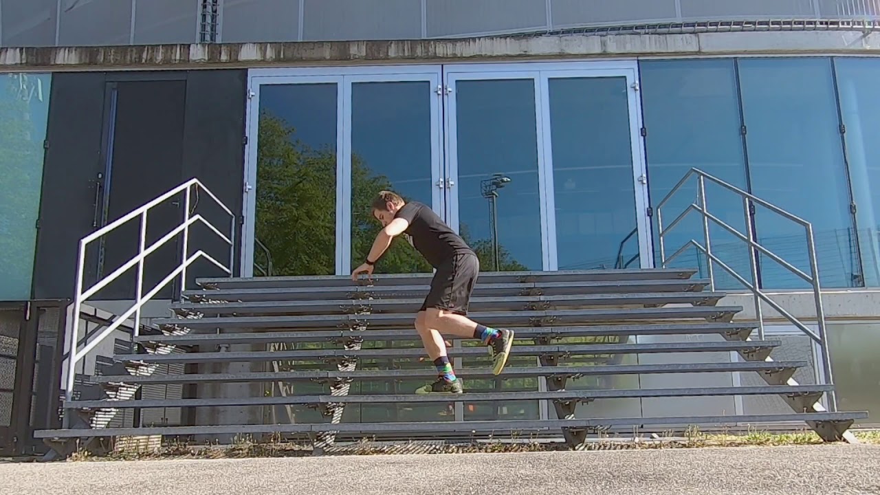 stairs paused SL jumps sideways - YouTube