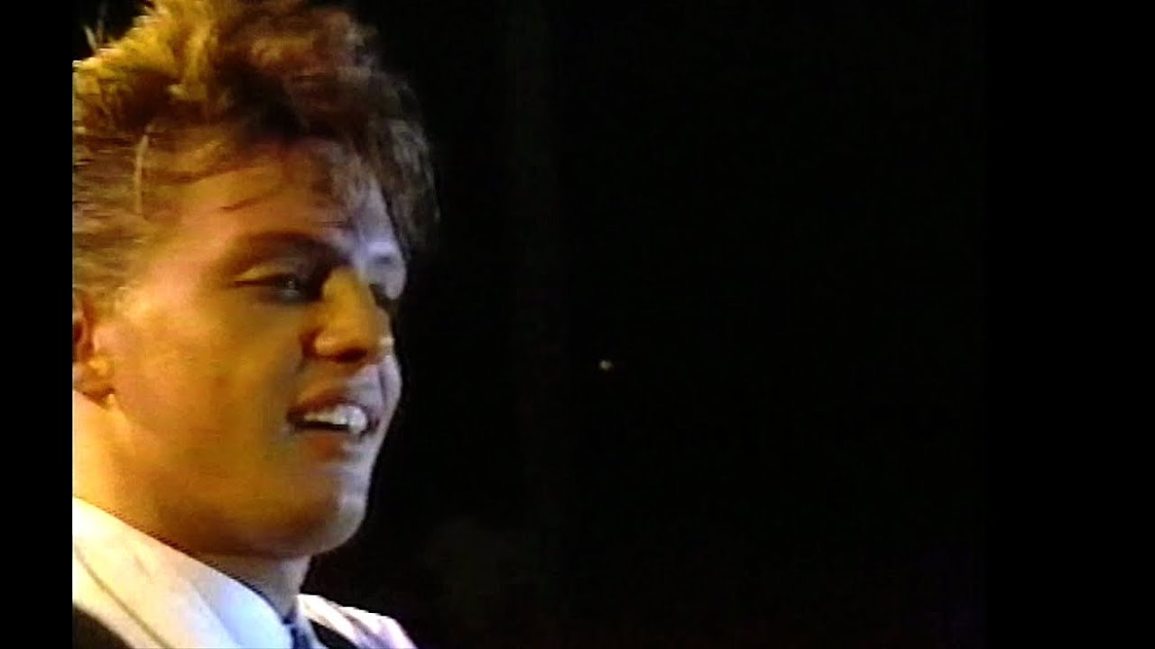 Luis Miguel | La Incondicional (En Vivo 1989 HD) - YouTube
