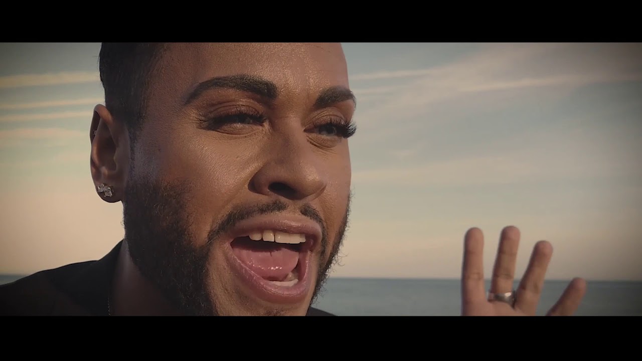 FLY AWAY OFFICIAL MUSIC VIDEO - THIAGO - YouTube