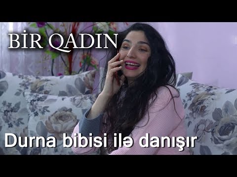 Durna bibisi ilə danışır (Bir Qadın)