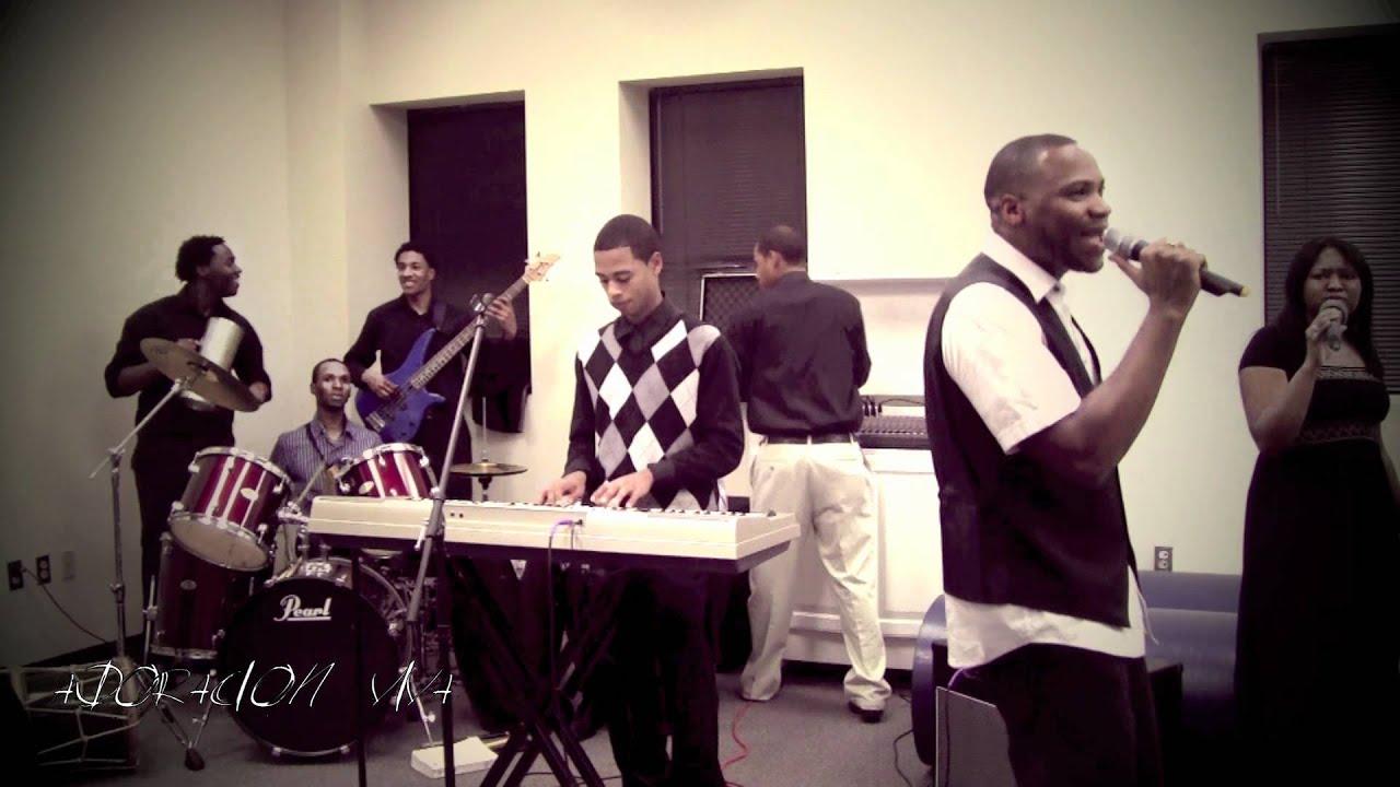 ISRAEL JONES Y SU BANDA BENDICION 2012 - YouTube