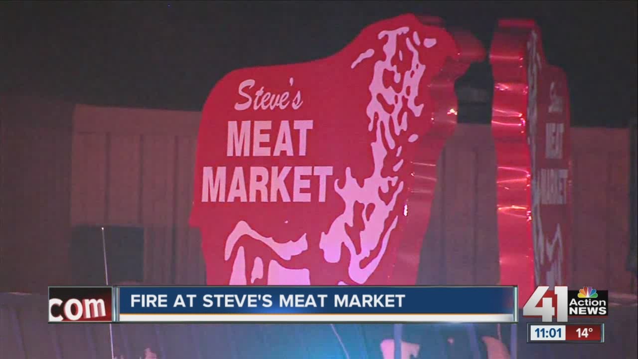 Crews fight early morning fire at Steve’s Meat Market in De Soto - YouTube