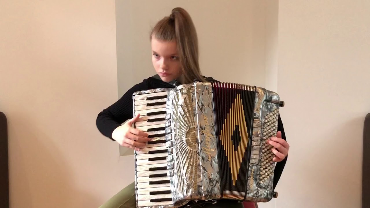 Blythe Shand - Junior Musette Accordion Solo - YouTube