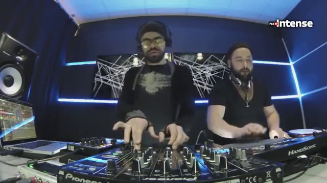 Daddy J feat Khosh – Live @ Radio Intense 21.12.2015 - YouTube