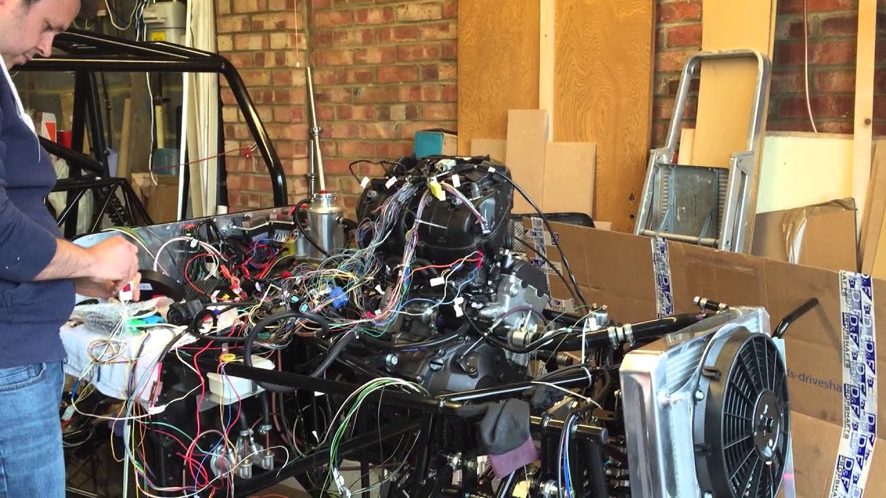 MNR Vortx CBR1000RR Build - First Start up attempt.. - YouTube
