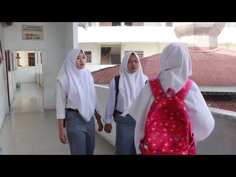 Film Pendek AISYAH Siswa Bercadar 2020 \
