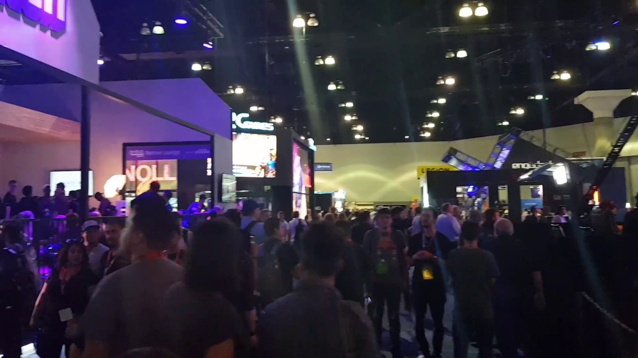 The Crowds Of E3 2017 - YouTube