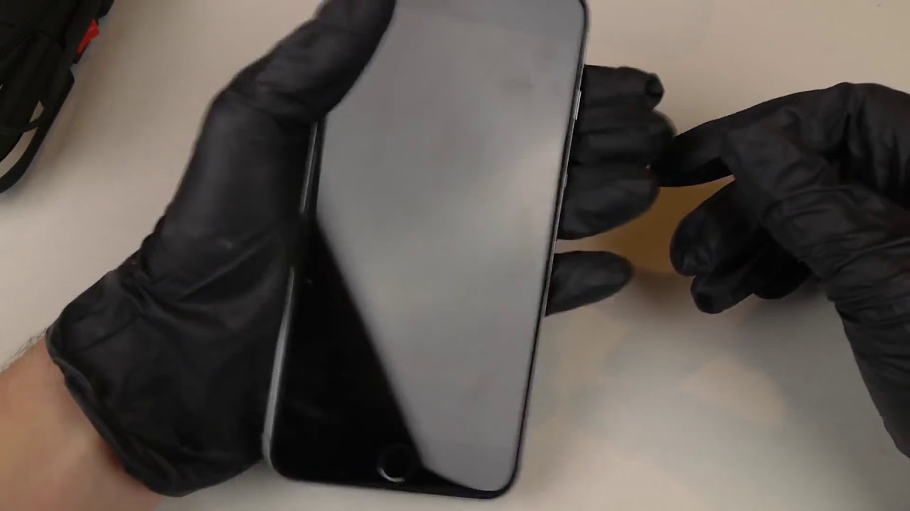 What Happens If You Taser an iPhone - YouTube
