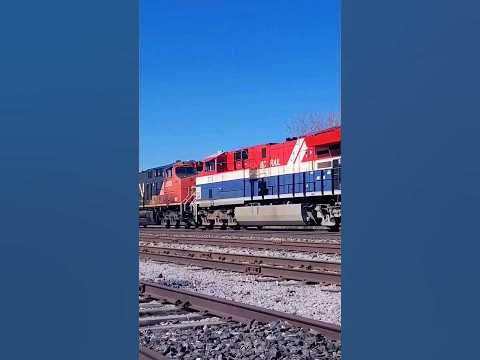 CN 422 Heritage Unit x2 - YouTube