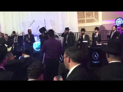 MBD and Berry Weber sing Asher Bara - YouTube
