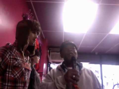 Karaoke fun@DORK KLUB 664Flatbush Ave featuring Gregory Goins - YouTube