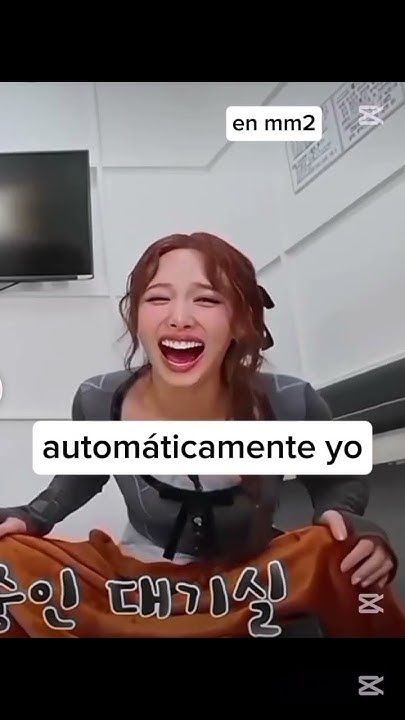 no es que yo estoy diciendo que soy la mejor en mm2 es que tampoco soy una noob en mm2 - YouTube