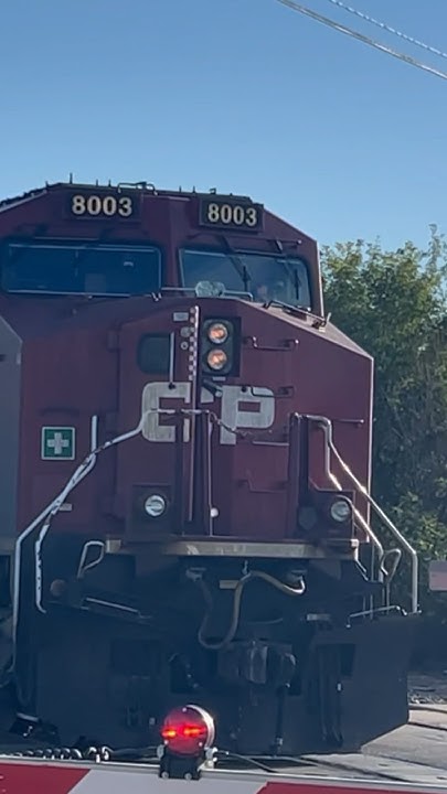 CP 8003 with a loud K5LLA Horn show! Just the 2 of them. - YouTube