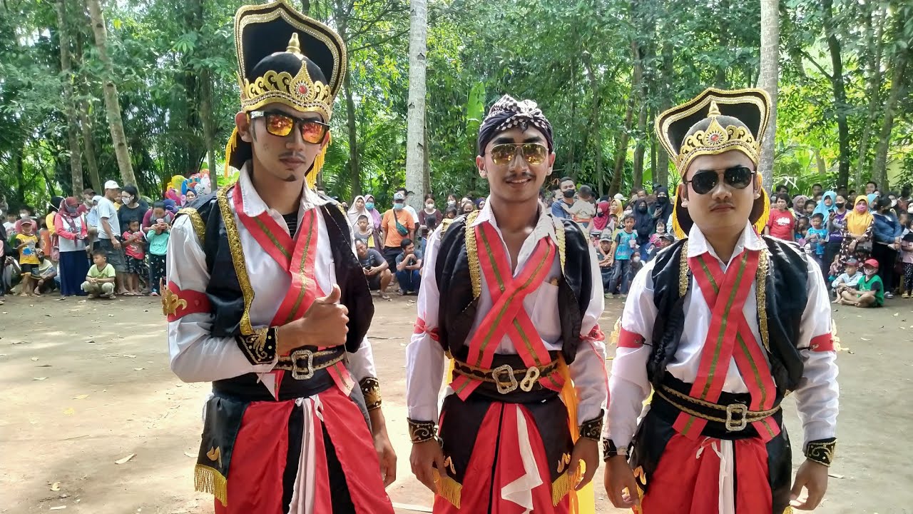 Awas Minggir Ketabrak Jaran Sembrani - Kleyodan Gadingsari Sanden ...