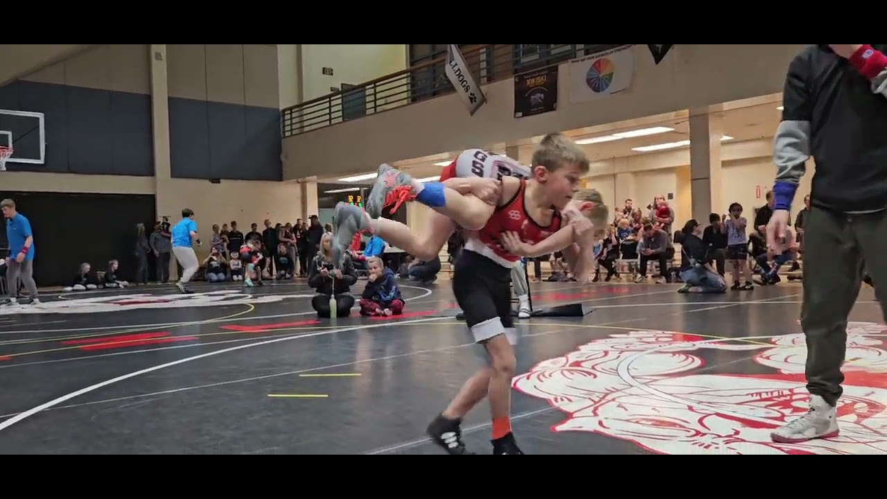 8yo, 5 point Fireman's throw, freestyle wrestling Alaska - YouTube