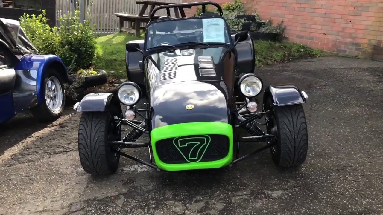 Caterham 7 R300 160bhp - YouTube