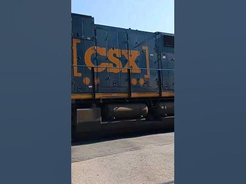 CSX 3288 Mid-DPU #csx - YouTube