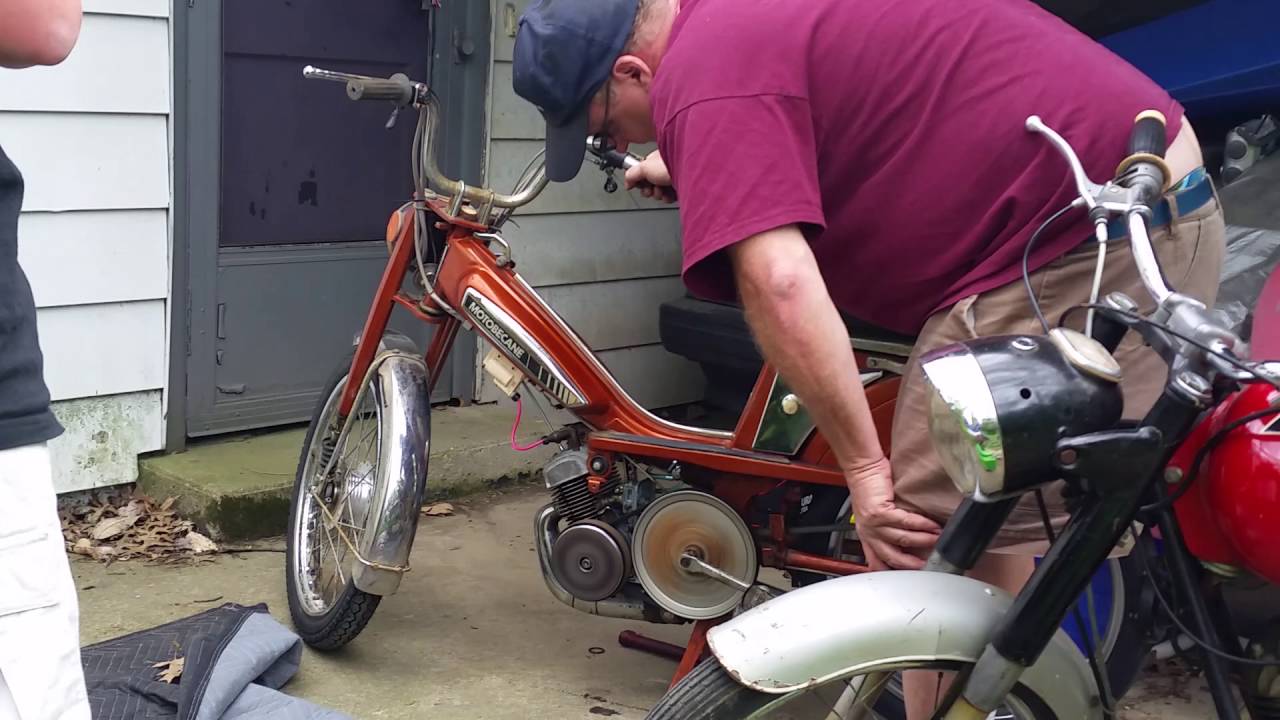 Motobecane Moped Variator - YouTube