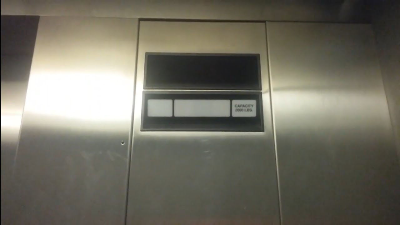 Dover Hydraulic Elevator @ Science Museum Oklahoma - Oklahoma City, OK ...