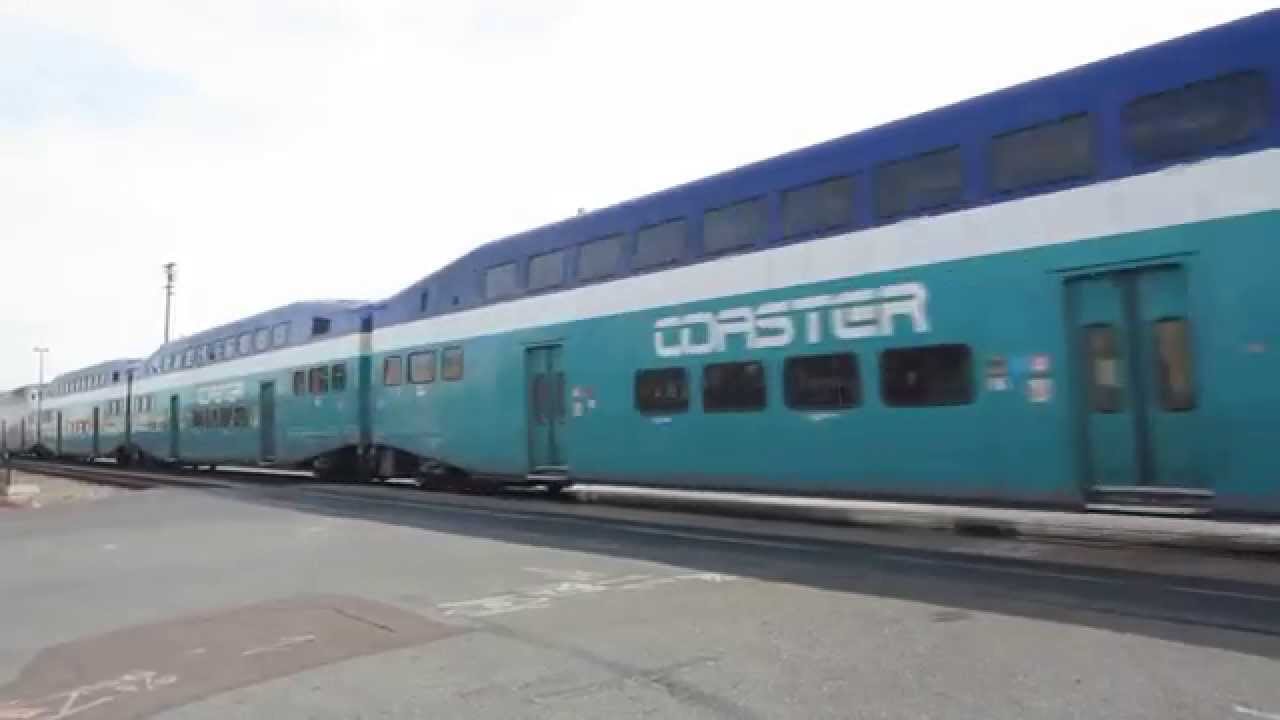 SOUTHBOUND COASTER w/3002 on the tail & SD MTS TROLLEY - YouTube