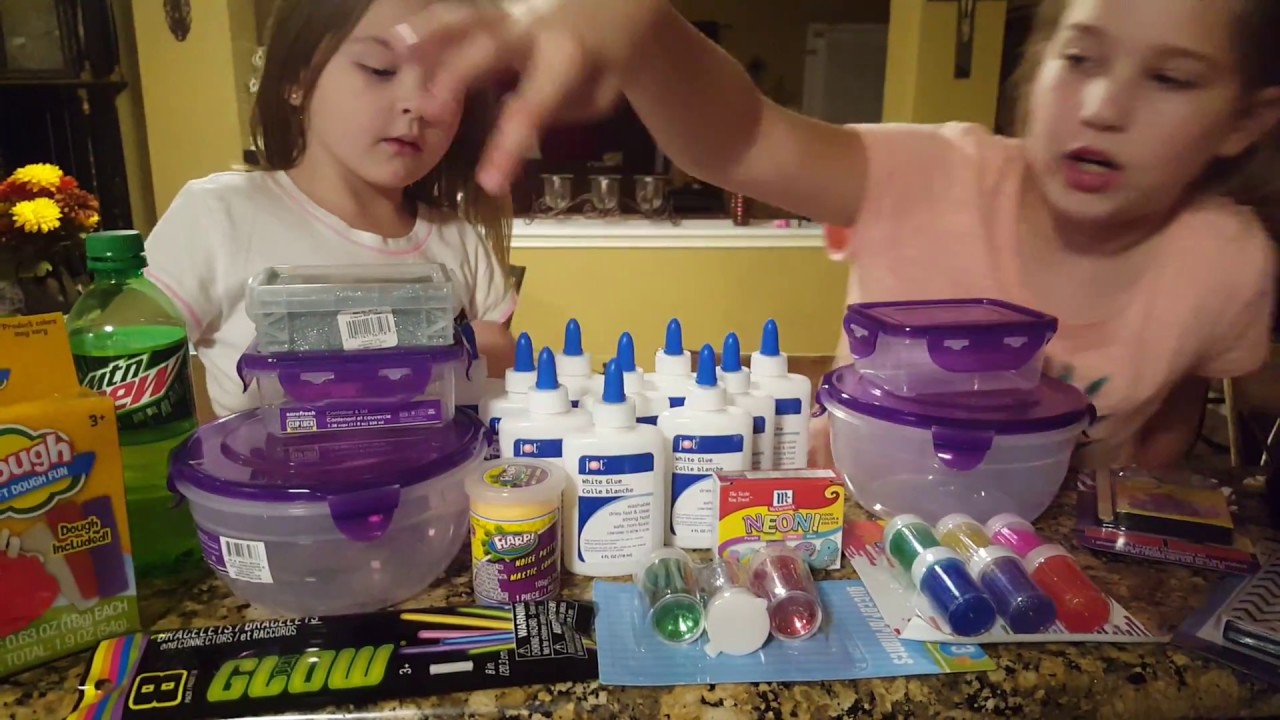 Making slime! - YouTube