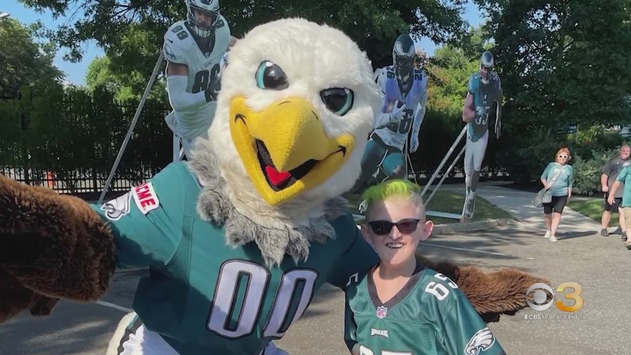 Eagles superfan Gio the Podcaster crowdsourcing Super Bowl LVII tickets ...