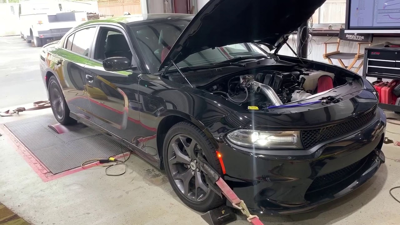 Supercharged v6 Charger dyno pulls! - YouTube