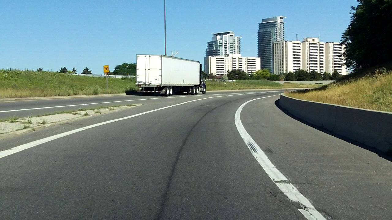 Macdonald-Cartier Freeway (Highway 401 Exit 375) westbound (Collector ...