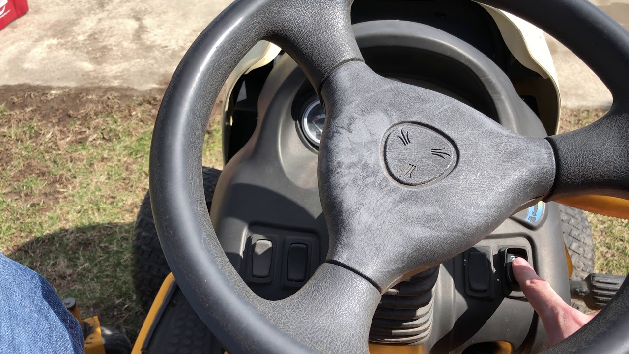 Cub Cadet 5252 PTO engaged - YouTube