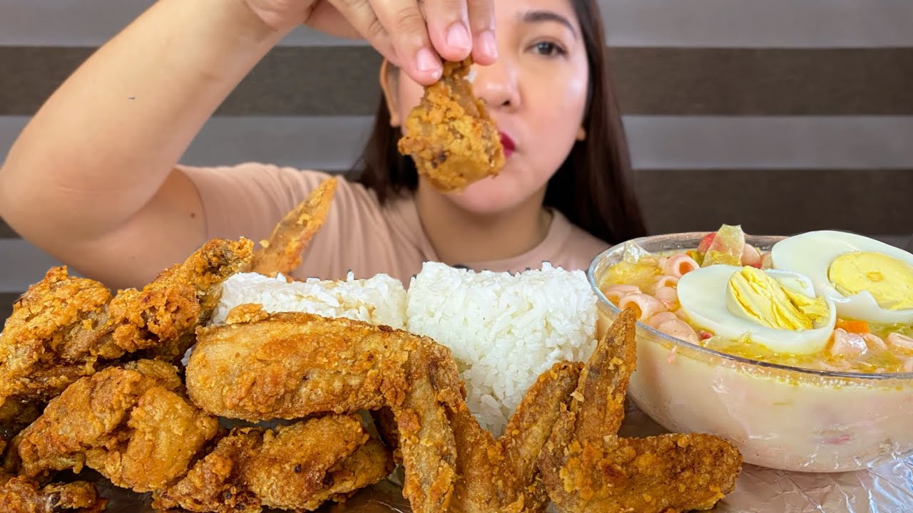 FRIED CHICKEN AND SOPAS - YouTube