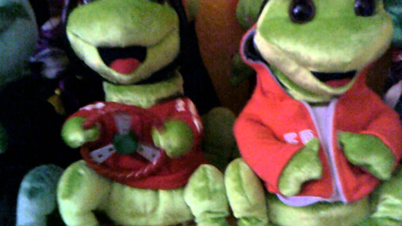 gemmy frogz i can drive 55 - YouTube