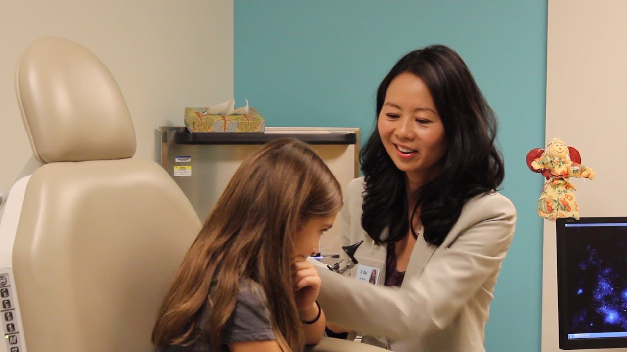 How to Treat a Nosebleed - Dr. Julie Wei, Nemours Children's Hospital ...