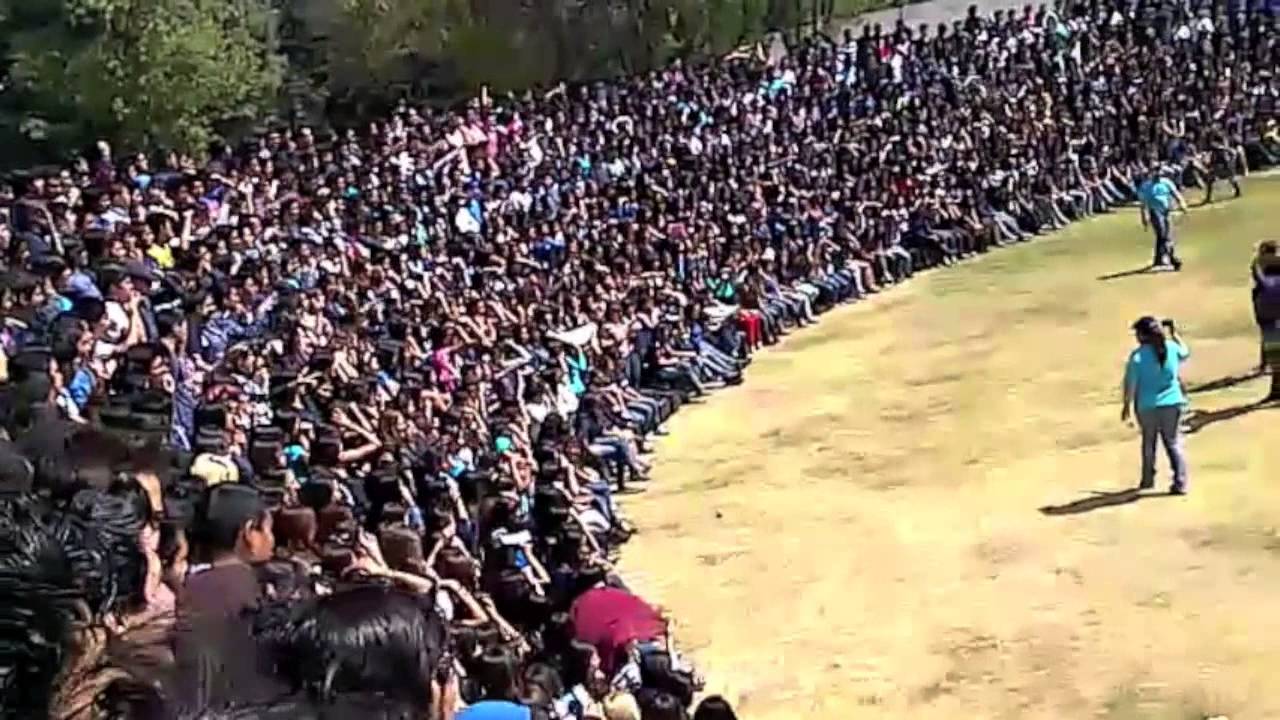 Prepa 5 ( El Detras de camara en la foto de geracion de la prepa 5 ...